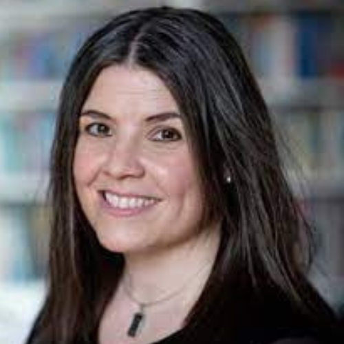 من هي فيونا ماكفيرسن - Fiona Macpherson